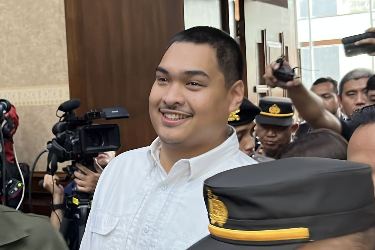 Jadi Saksi di Sidang BTS 4G, Dito Ariotedjo: Semua Orang Sama di ...