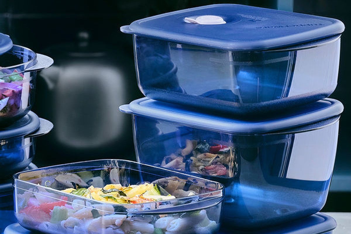 Perusahaan Wadah yang Dicintai Ibu-ibu Tupperware Terancam Bangkrut ...