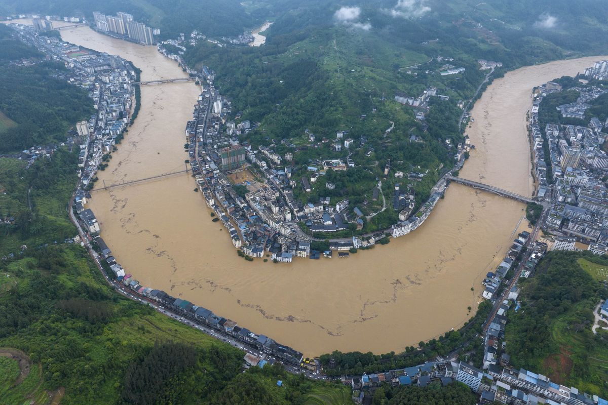 Banjir Bandang Rendam Provinsi Guizhou China, 80.000 Orang Dievakuasi