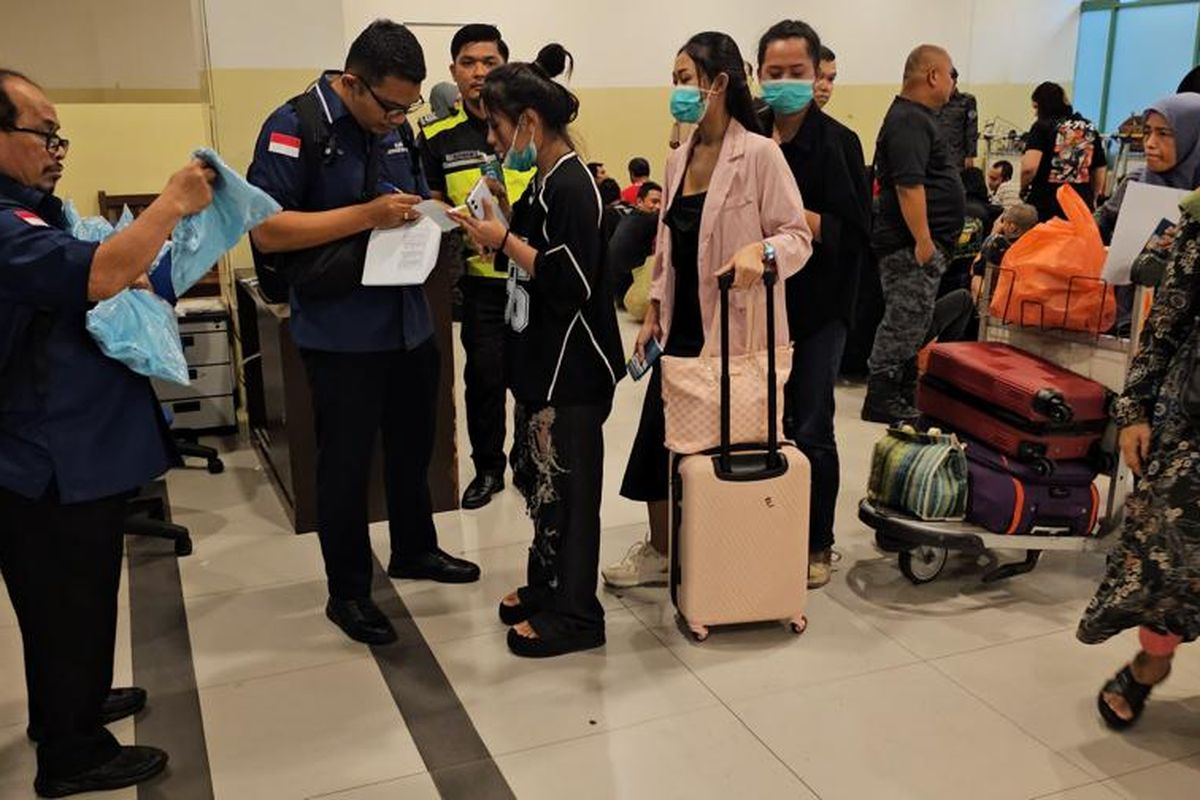 230 PMI Dideportasi dari Malaysia, 7 Anak Ikut Dipulangkan Lewat Batam