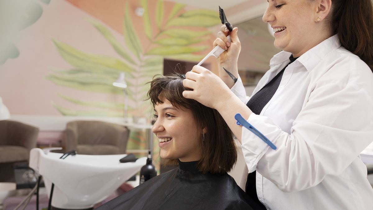 Tren Poni Curtain Bangs dan Cara Styling yang Wajib Kamu Tahu! - Kompas.com