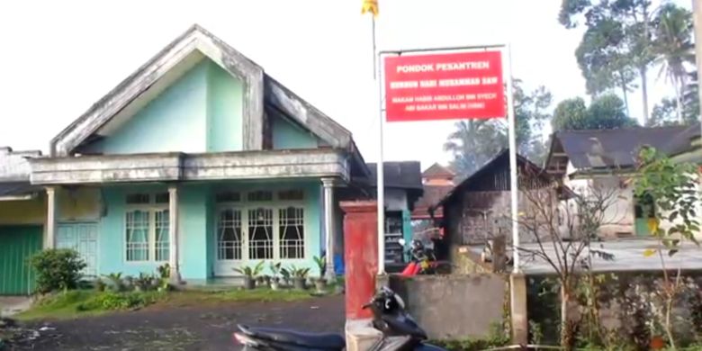 Berita Harian Pengasuh Ponpes Nikahi Anak Di Bawah Umur Tanpa Wali