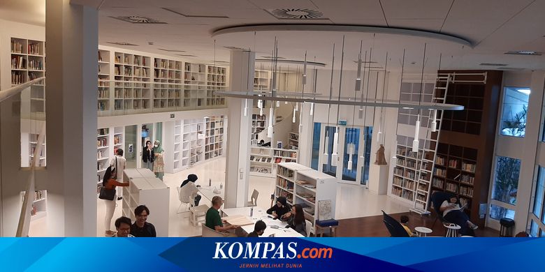 Pengalaman ke Perpustakaan Erasmus Huis yang Elegan dan Instagramable