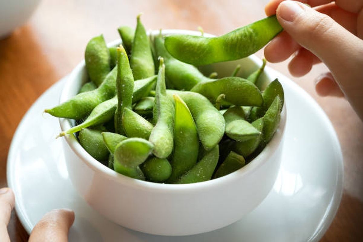 7 Manfaat Edamame, Camilan Lezat yang Baik untuk Tubuh