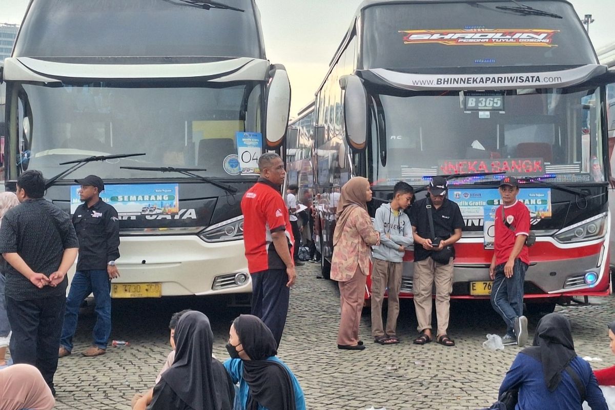Takut Kena Royalti, Bus di Terminal Tanjung Priok Sudah 2 Pekan Tak ...