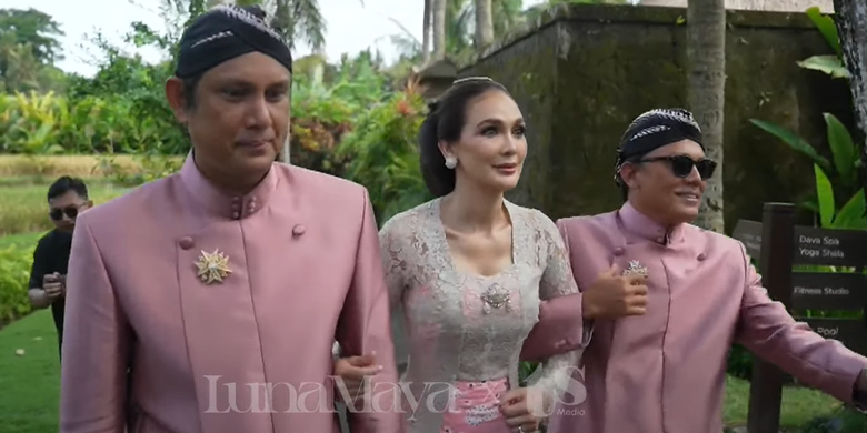 Kakak Luna Maya, Tipi Jabrik, Ungkap Kebahagiaan Ibunya di Pernikahan Sang Adik