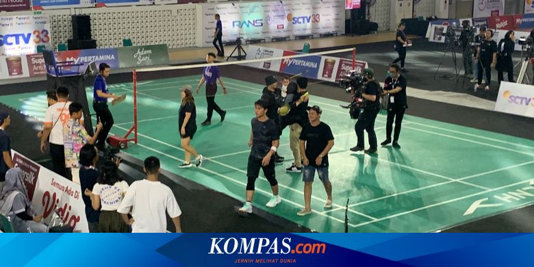 Rizky Billar/Lesti Kejora Kalahkan Raffi Ahmad/Nagita Slavina di Pertandingan Bulutangkis