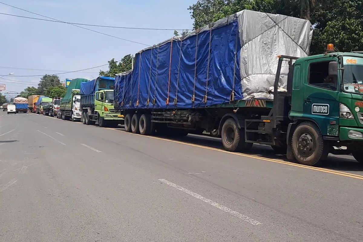Kemacetan Parah di Jalur Pantura Pati-Rembang hingga 26 Km, Ini Penyebabnya