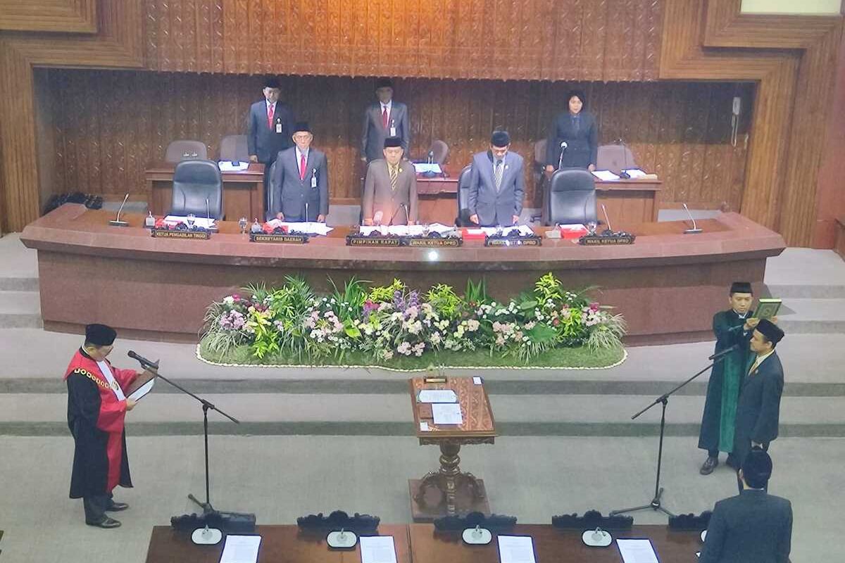 Gantikan Almarhum Quatly Alkatiri, Hadi Santoso Resmi Dilantik Jadi ...