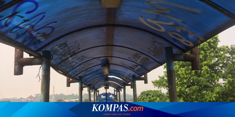 DKI Segera Perbaiki JPO di Halte UI yang Keropos dan Berlubang