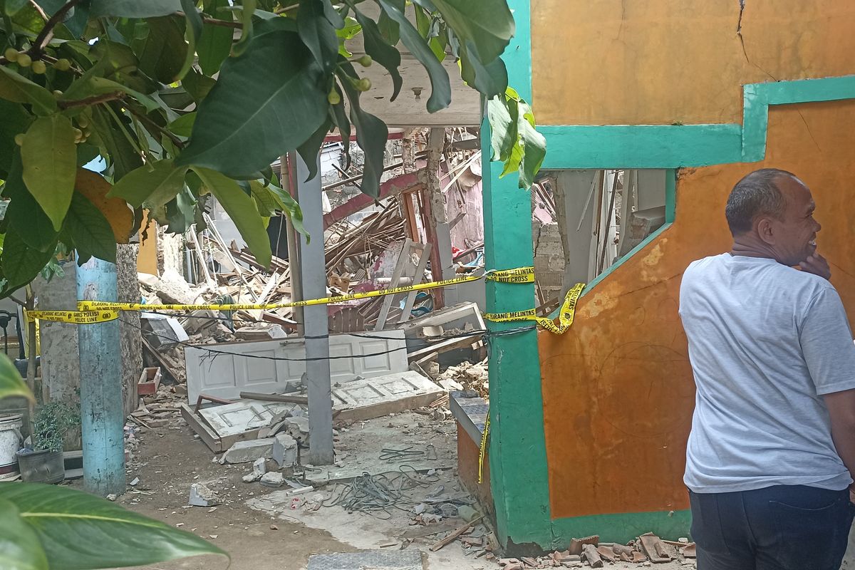 Kondisi Terkini Ledakan di Tangsel: Tembok Rumah Jebol, Atap Runtuh