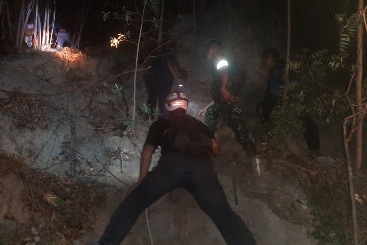 Percobaan Bunuh Diri, Seorang Remaja Putri di Situbondo Lompat dari ...