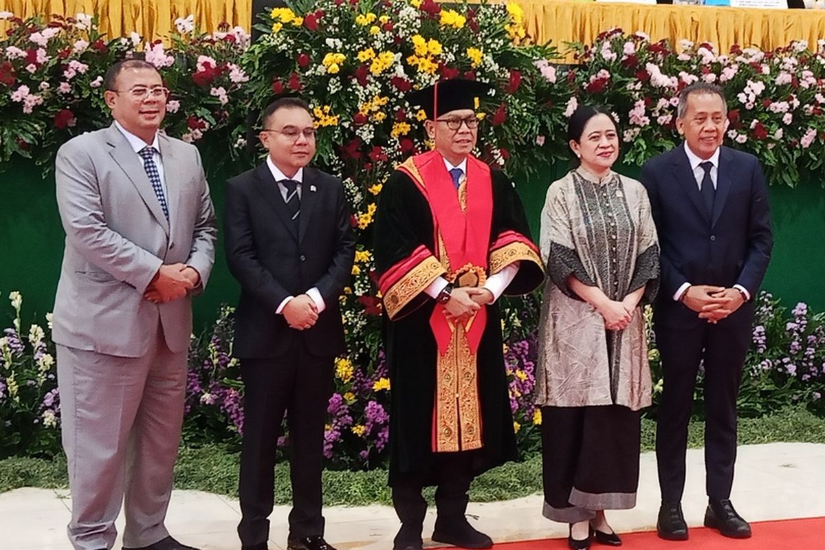 Wakil Ketua DPR RI Adies Kadir Dapat Gelar Guru Besar Honoris Causa ...