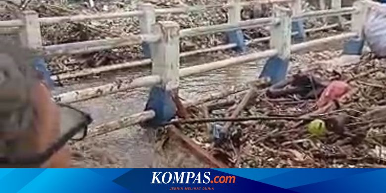 Tanggul Sungai Cigede di Bandung Jebol, Puluhan Rumah Terendam