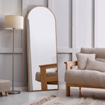 5 Cara Membuat Ruangan Tanpa Jendela Jadi Lebih Terang