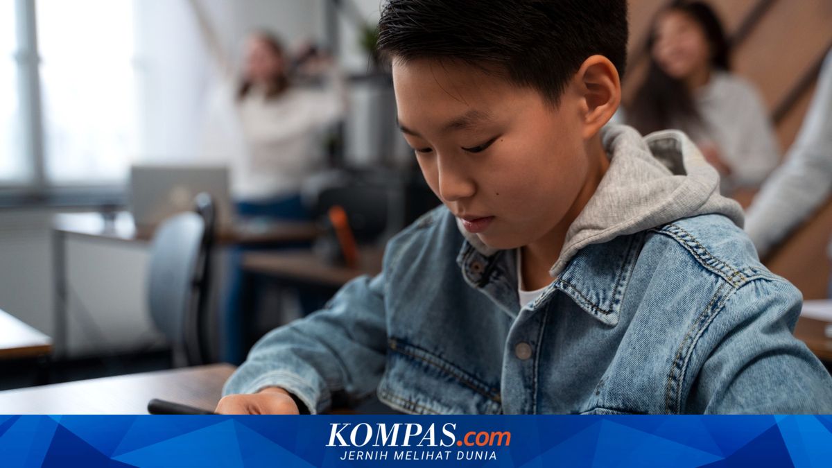 Anak Cemas Terpapar Berita Situasi Negara, Ini Cara Mengatasinya ...