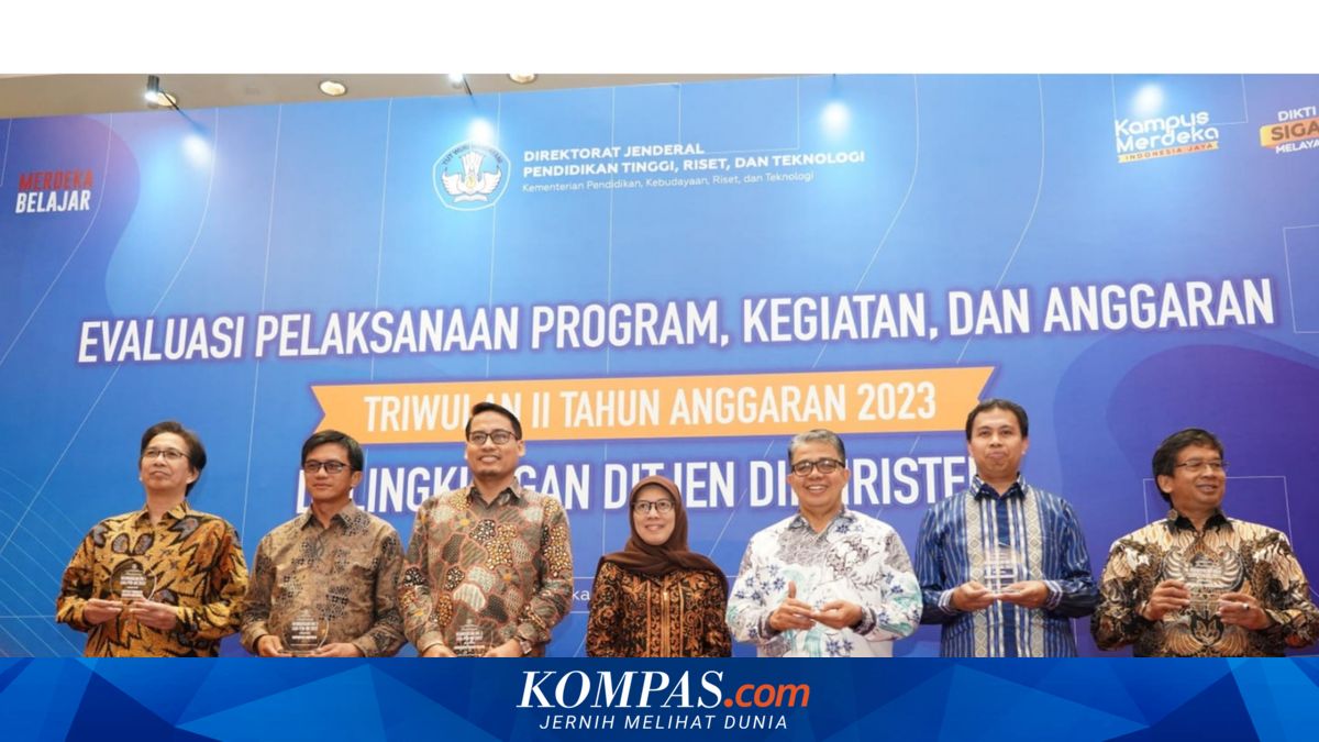 UI Raih 2 Penghargaan Capaian IKU Terbaik dari Kemendikbud Ristek