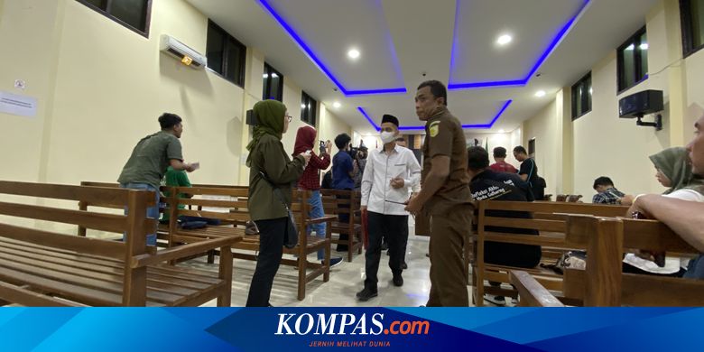 Hakim Heran Dekan dan Wadek Unila Beri THR ke Eks Rektor Karomani ...