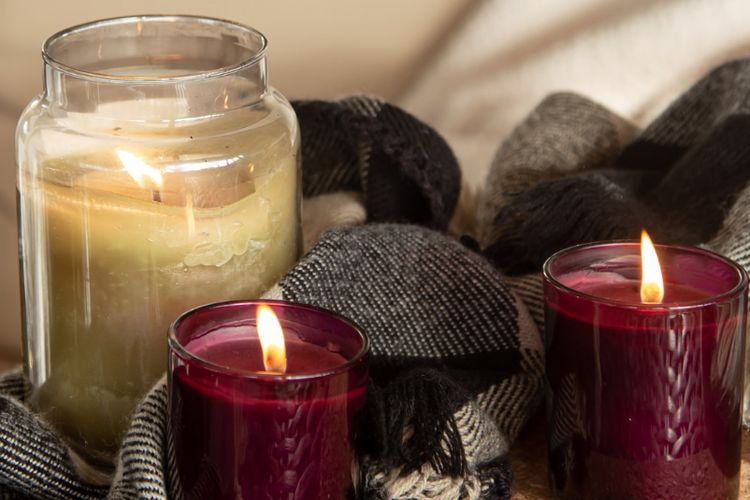 4 Cara Membuat Lilin Aromaterapi Lebih Harum dan Tahan Lama