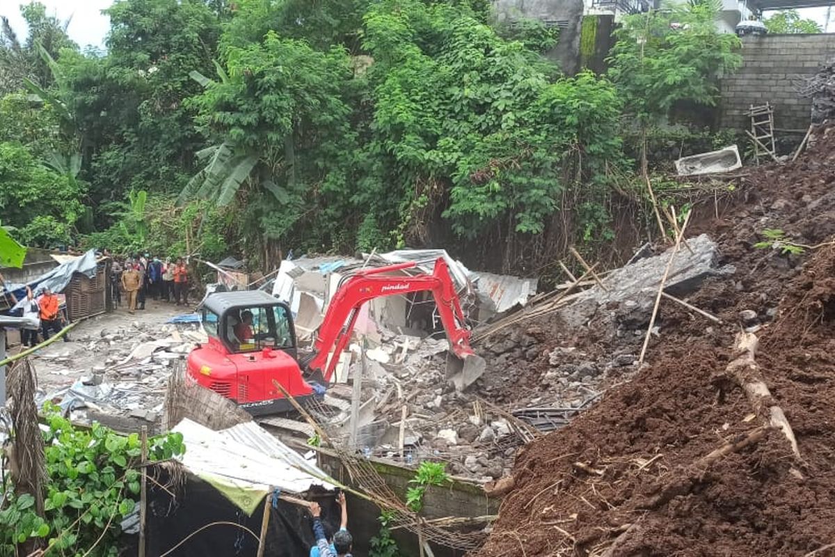 Bencana Longsor di Denpasar: Lima Orang Tewas, Tiga Luka-Luka
