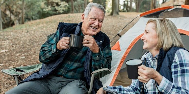 12 Pilihan Aktivitas Lansia agar Tetap Sehat, Bugar, dan Bahagia