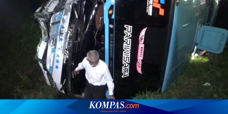 Detik-detik Bus Rombongan 