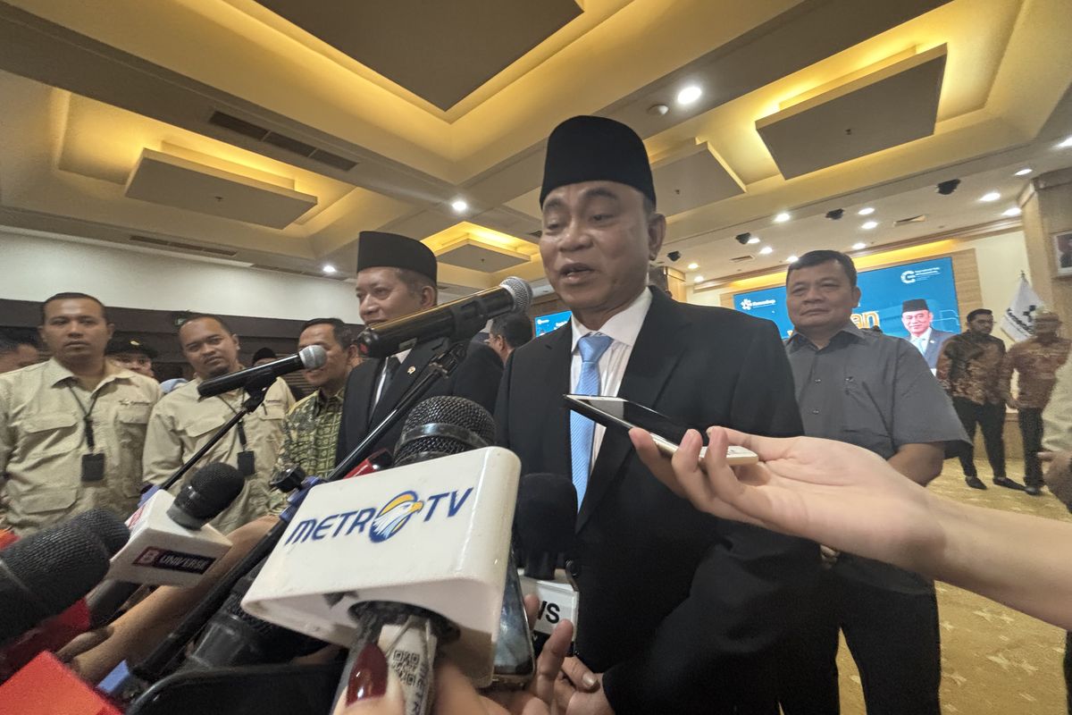 Respons Jokowi usai Budi Arie Kena Reshuffle Prabowo