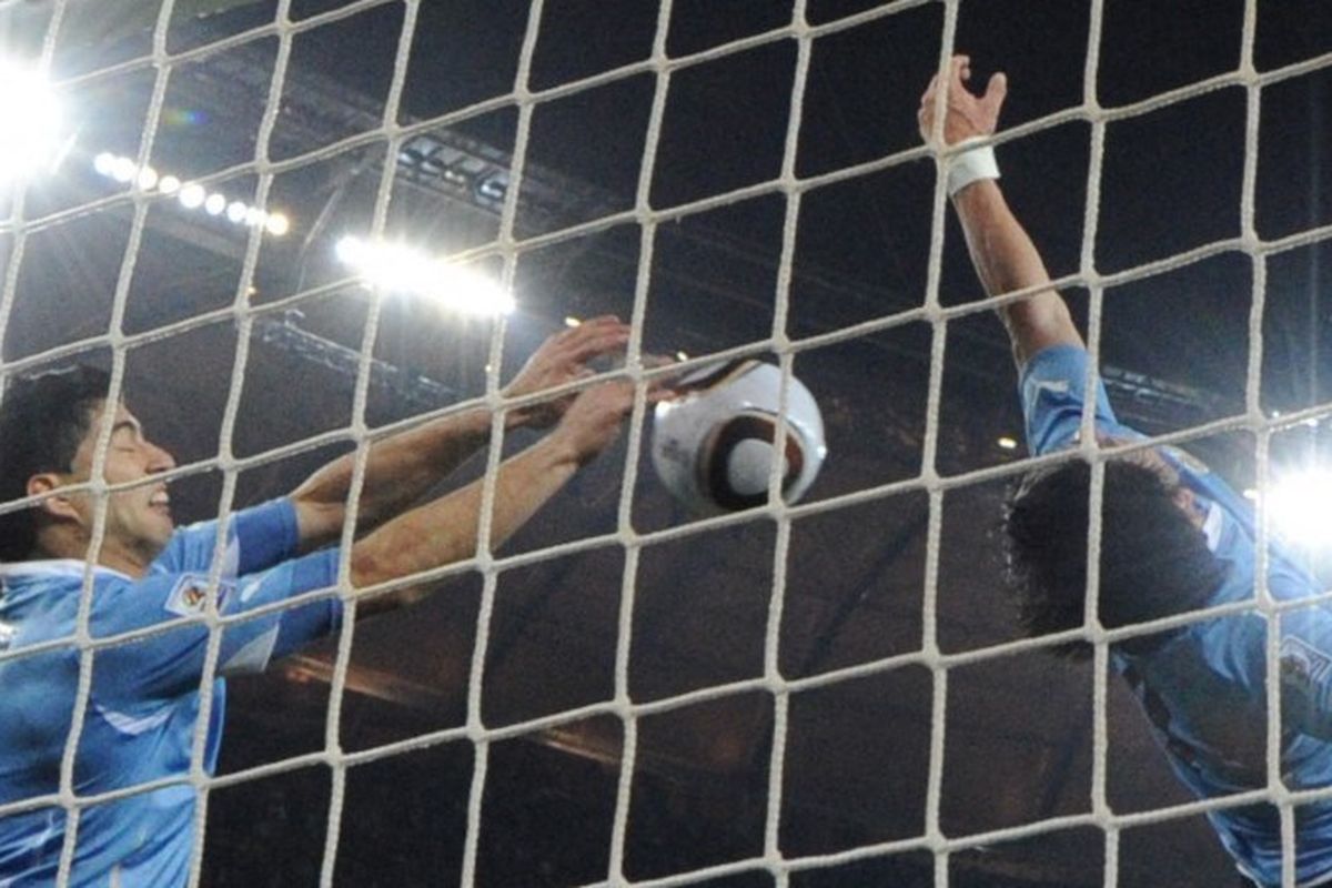 Handball: Pengertian, Jenis, dan Hukuman