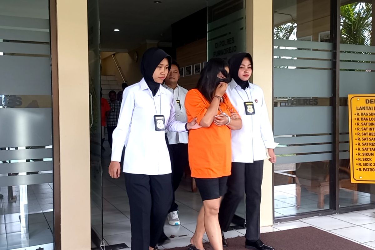 Polisi Gerebek Prostitusi "Online" Puluhan Juta Rupiah di Purworejo, Muncikari Sekaligus ...