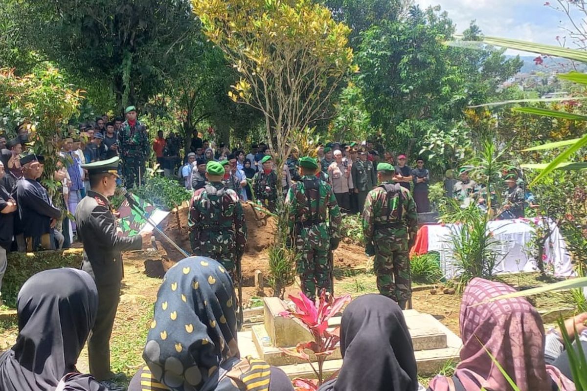 Pemakaman Serda Rahman, TNI yang Dibacok di Wonosobo Digelar Secara Militer