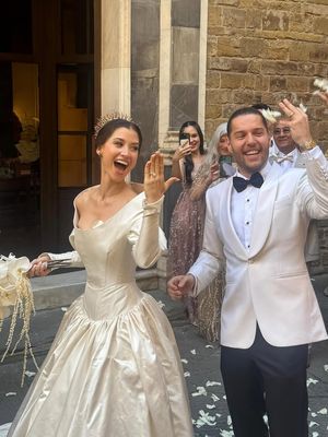 5 Gaya Memesona Millane Fernandez Saat Menikah, Elegan Serba Putih