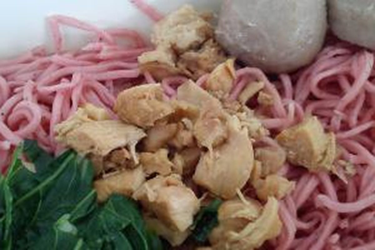 Warna-warni Mi Ayam Sabuke