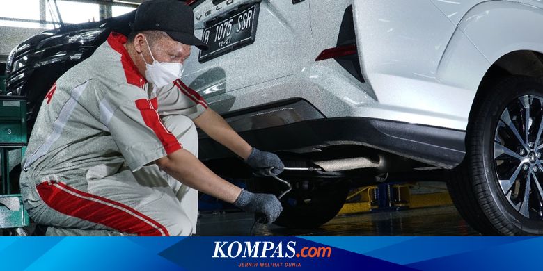 4 Hal Penyebab Asap Mobil Terasa Perih di Mata