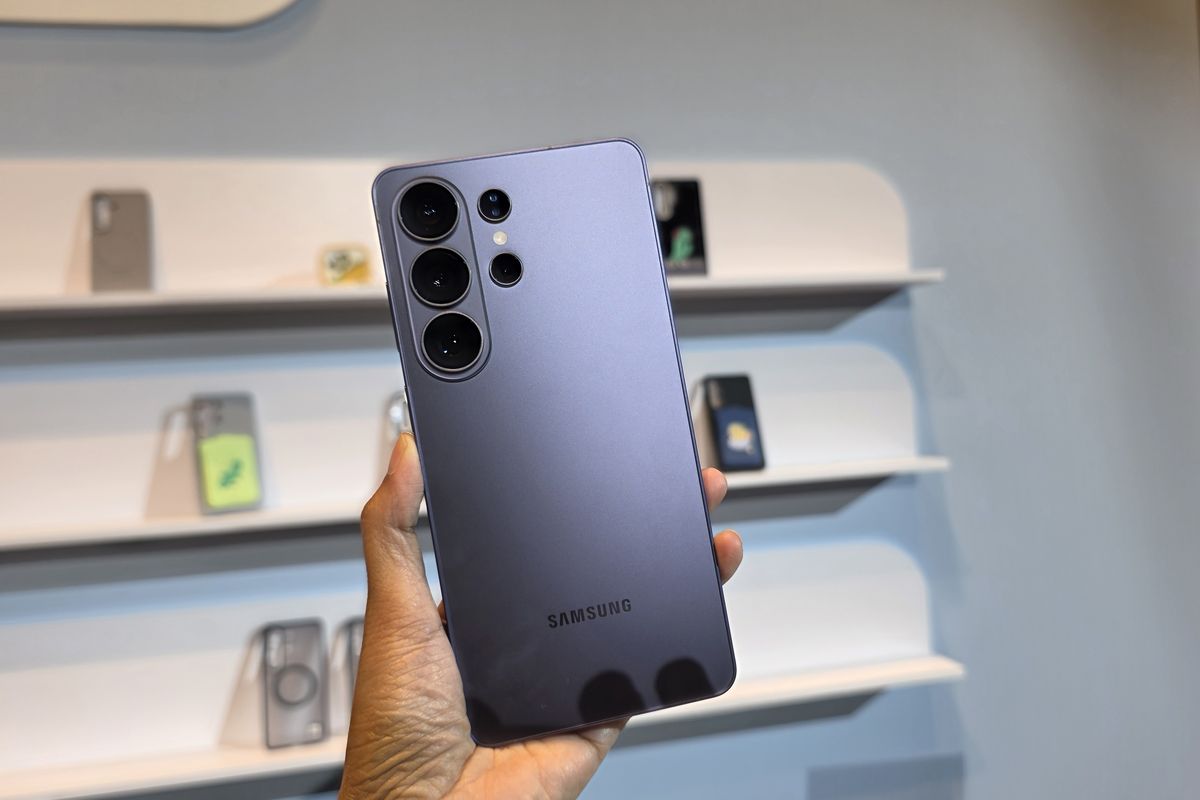 Samsung Galaxy S26 Ultra Punya Layar Anti-Spy, Gak Perlu Lagi Beli ...