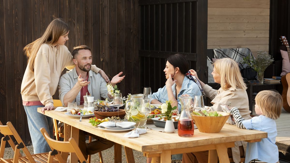 5 Rekomendasi Tempat Family Gathering yang Bisa Dijadikan Pilihan ...