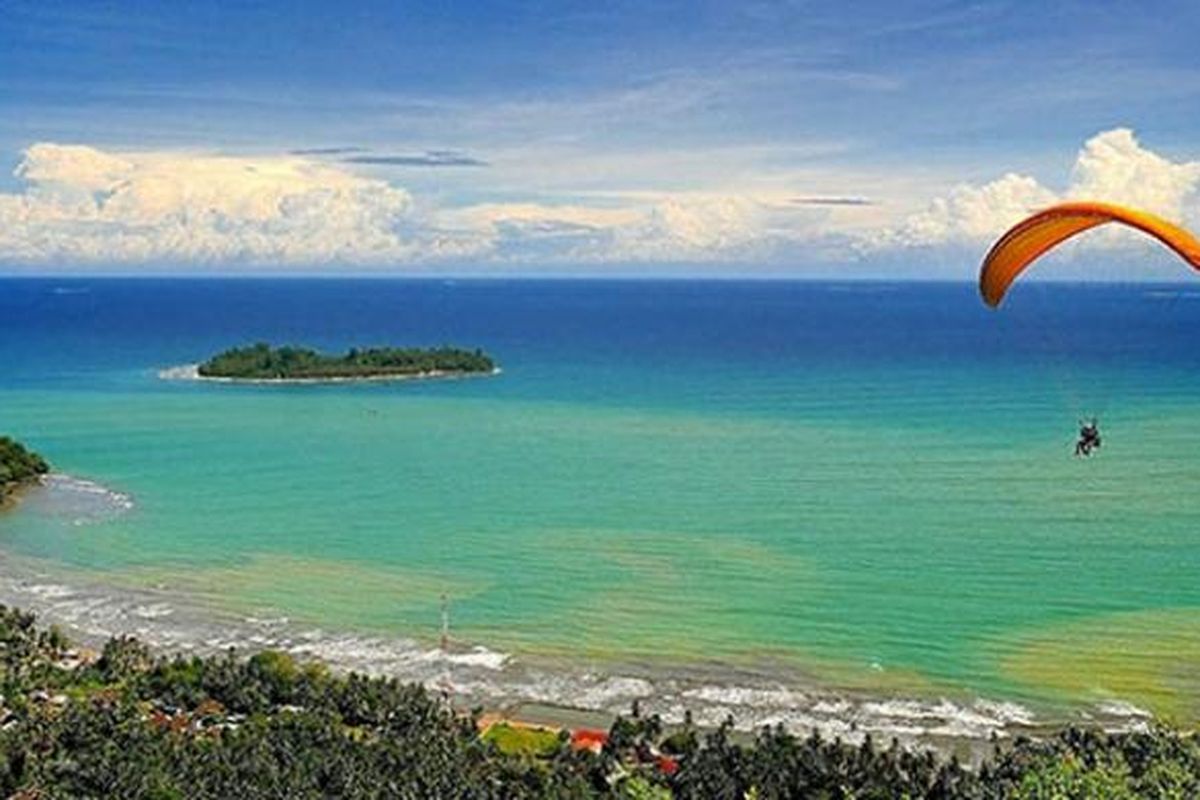 6 Wisata Pantai di Padang, Pantai yang Menghadap Matahari Tenggelam