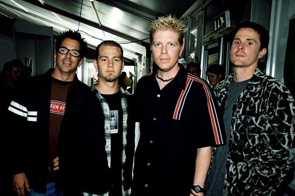 Lirik dan Chord Lagu The Kids Aren't Alright - The Offspring
