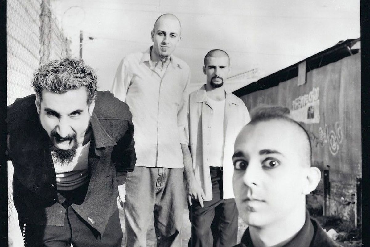 Lirik dan Chord Lagu Spiders - System Of A Down