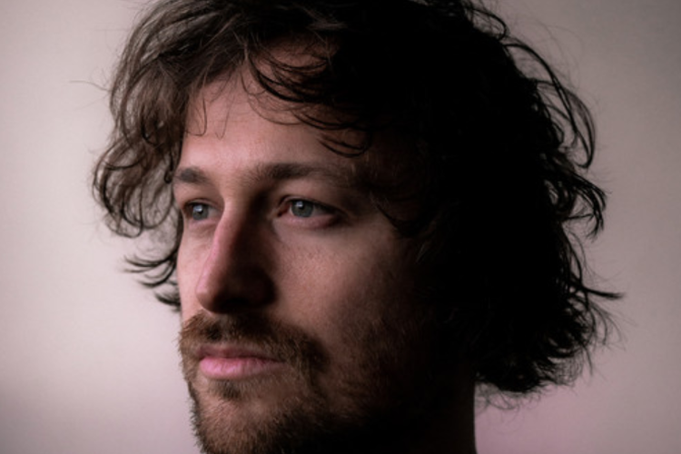 Foto : Lirik dan Chord Lagu Be Yourself - Harrison Storm