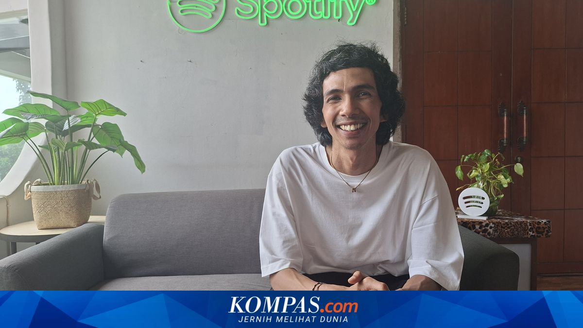 Enau Ungkap Dukungan Ari Lesmana dalam Perjalanan Kariernya