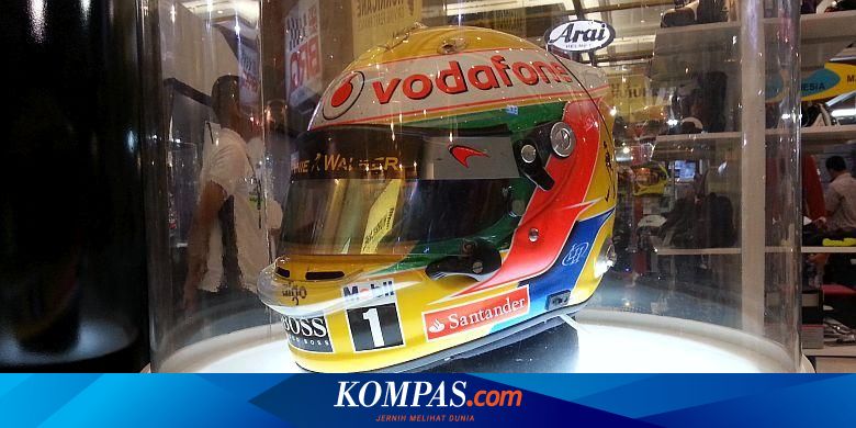 Helm Hamilton dan Seragam Balap Lorenzo di IMoS 2014
