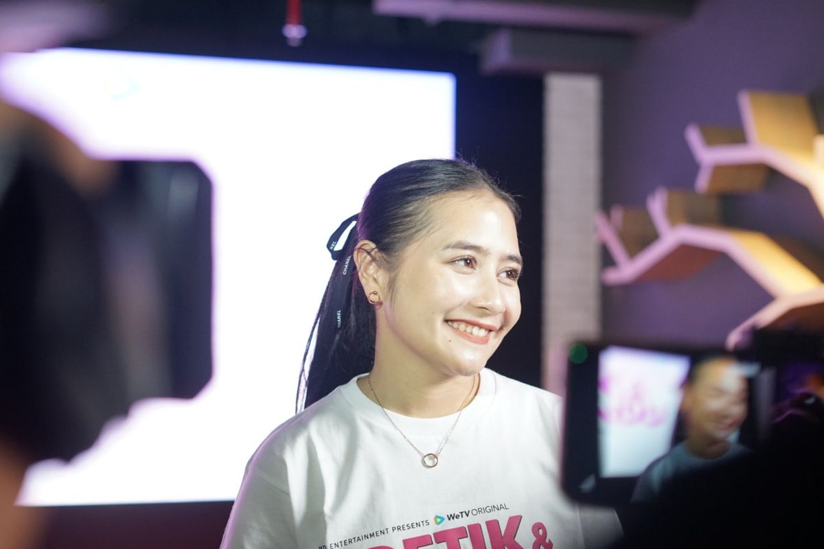 Prilly Latuconsina Ungkap Makna di Balik Serial "5 Detik & Rasa Rindu"