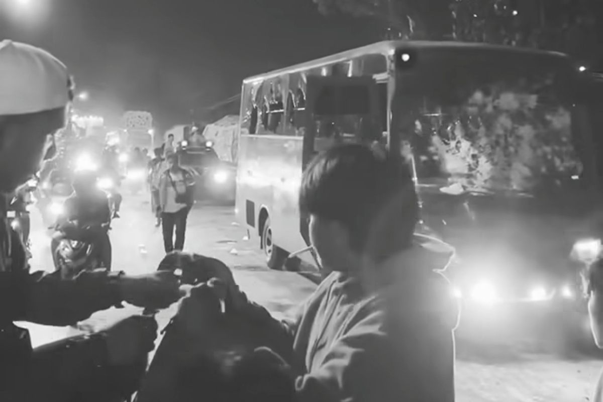 Bus Suporter Persita Tangerang Dirusak di Semarang, Diduga Dipicu Dendam