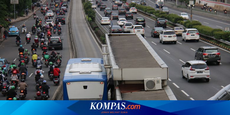Perbedaan Bus Transjakarta BRT dan Non BRT