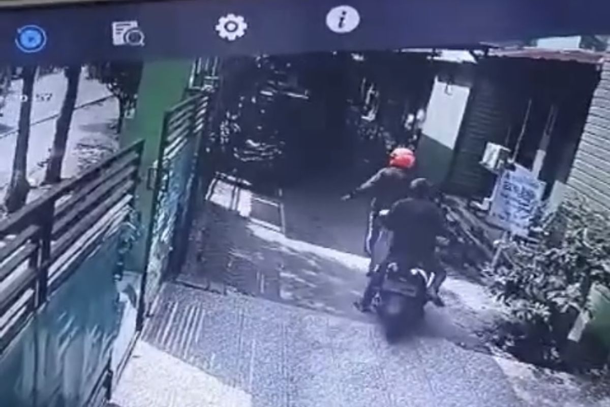 Pencuri Motor Beraksi di SMPN 4 Bekasi, Manfaatkan Situasi Sepi Saat ...