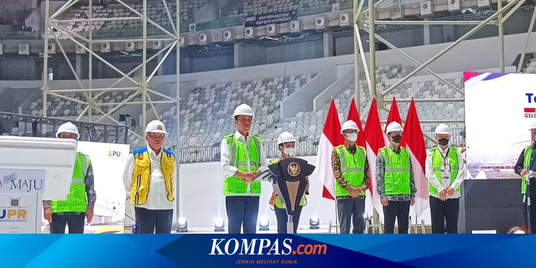 Jokowi "Topping Off" Indoor Multifunction Stadium GBK