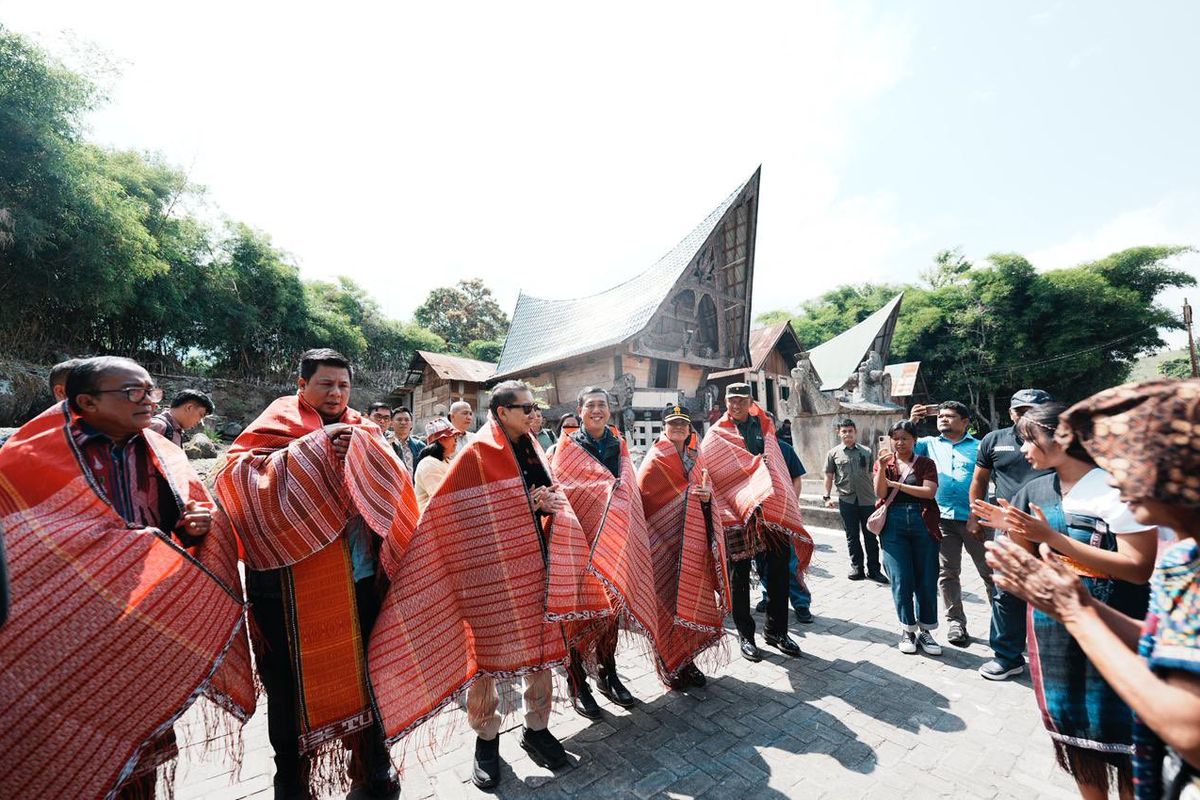 Huta Simarmata, Permukiman Adat di Samosir yang Dinilai Layak Jadi ...
