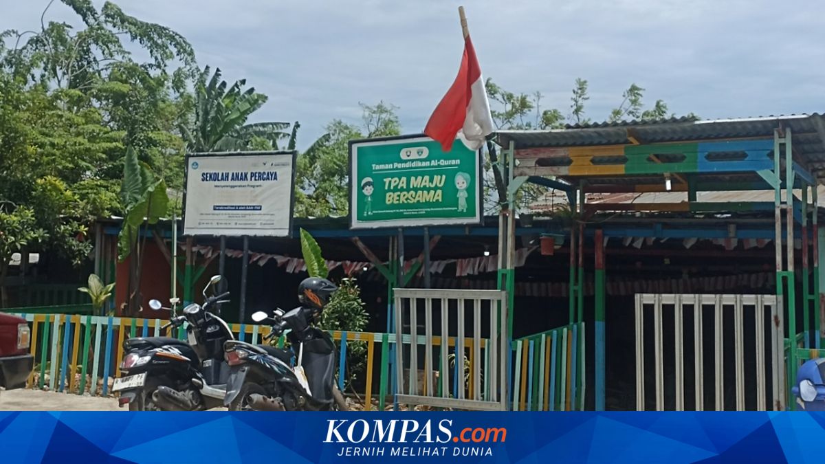 Atap Bocor, Sekolah Gratis Anak Pemulung di Srengseng Kerap Kebanjiran ...