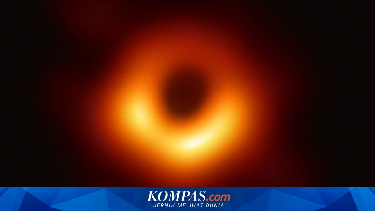 Setelah 2,5 Abad, Gambar Lubang Hitam Pertama Terungkap. Ini Fotonya...