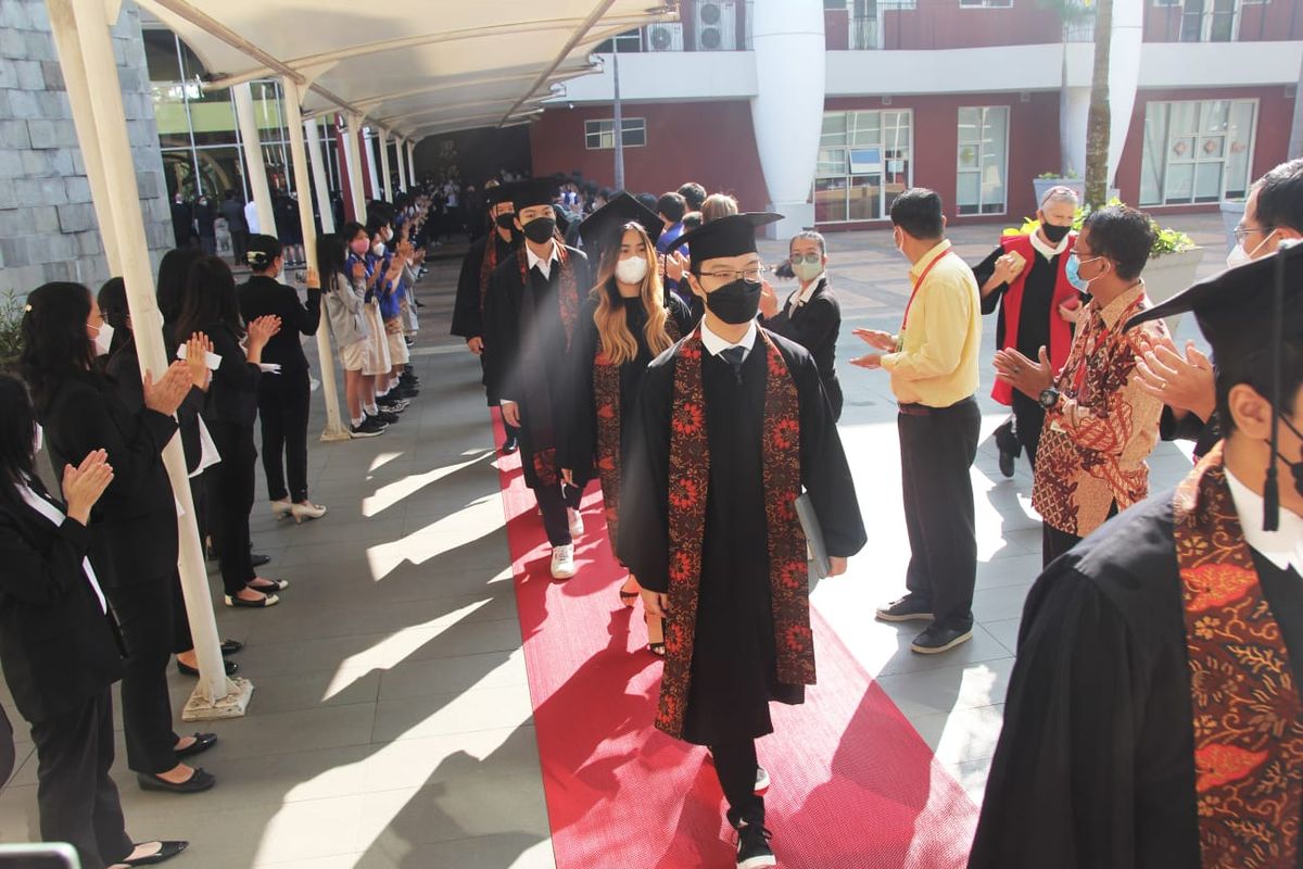 "Graduation SWA 2022": Raihan Prestasi di Tengah Disrupsi Pandemi